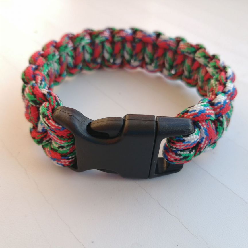 Ошейник из паракорда для питомцев ручной работы