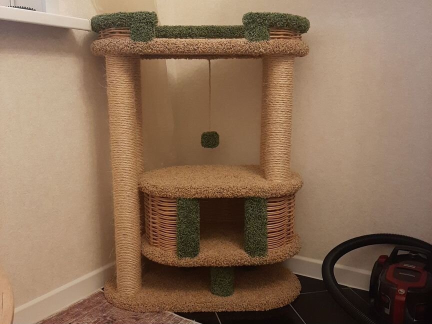 Домик для кошки с когтеточкой