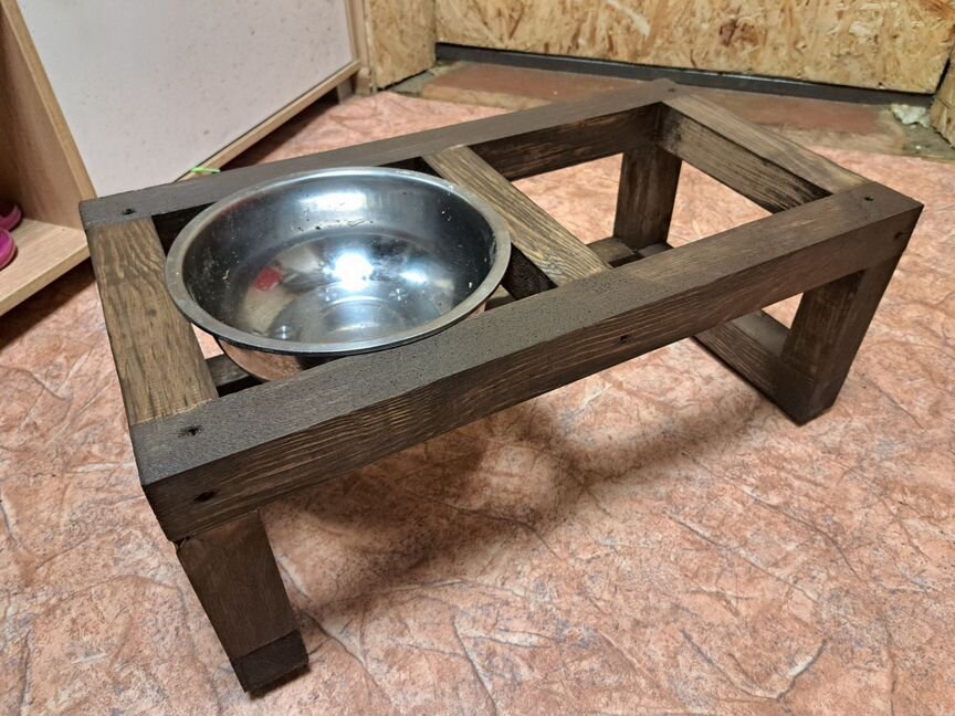 Подставка для мисок