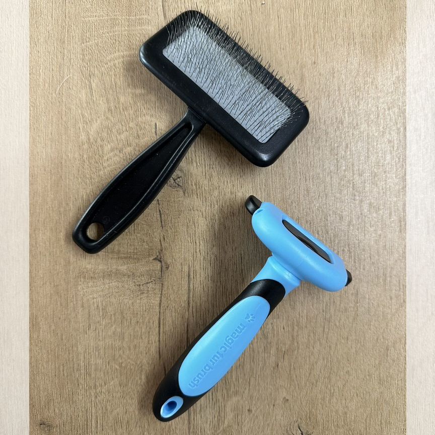 Пуходерка и дешеддер для животных