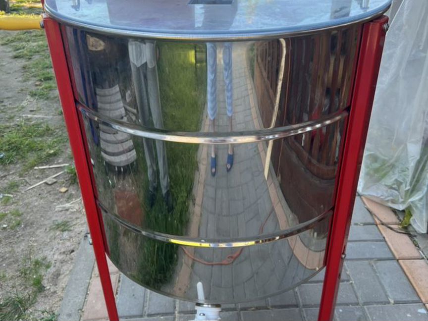 Медогонка 4 рамочная