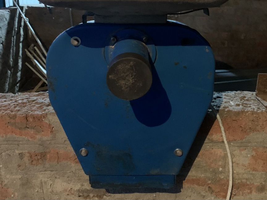 Кормоизмельчитель бу