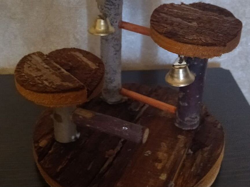 Игровая площадка для попугая