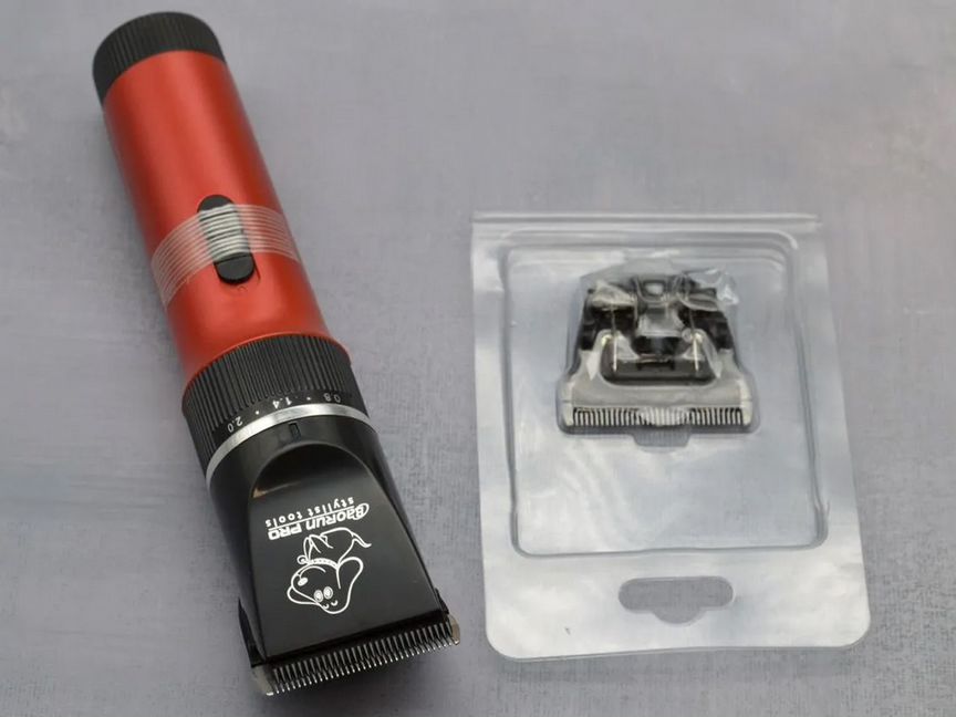 Baorun Р6 машинка для стрижки животных (красная)