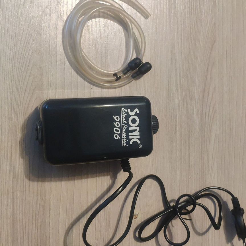 Воздушный компрессор, для аквариума Sonic 9906