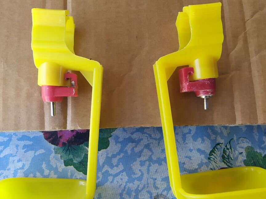 Нипельные поилки и комплектующие