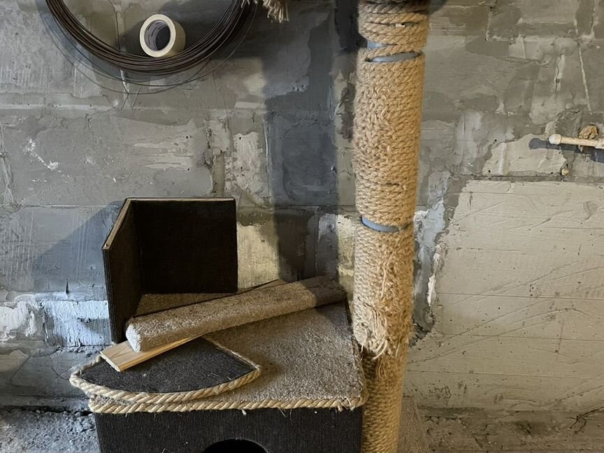 Кошачий домик чесалка