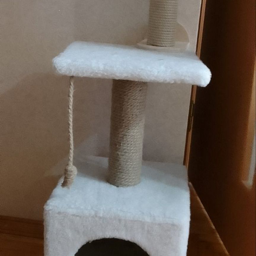 Домик для кошки с когтеточкой