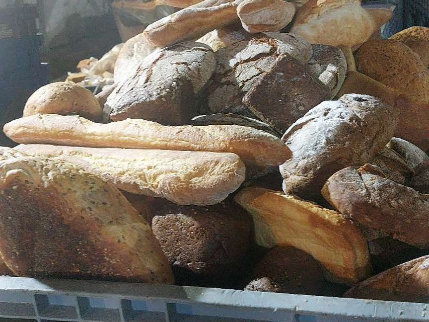 Хлеб на корм животным