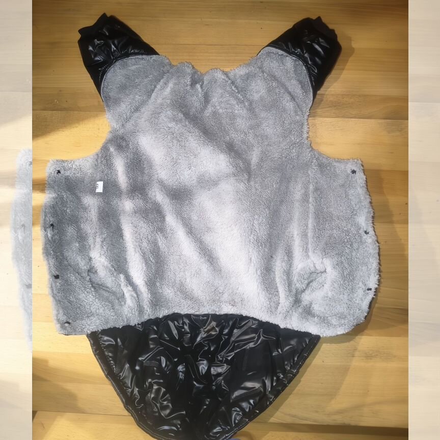 Зимний комбинезон для средней собаки