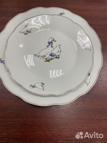 Набор столовой посуды тарелки фарфор с гусями купить в Москве | Товары ...