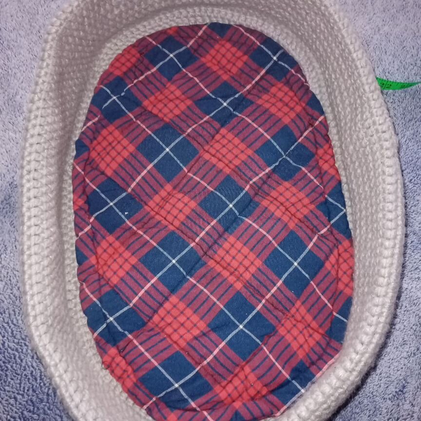 Лежанка для кошек