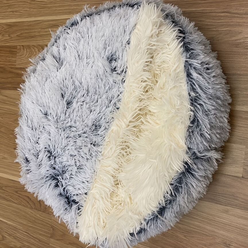 Лежанка для кошек