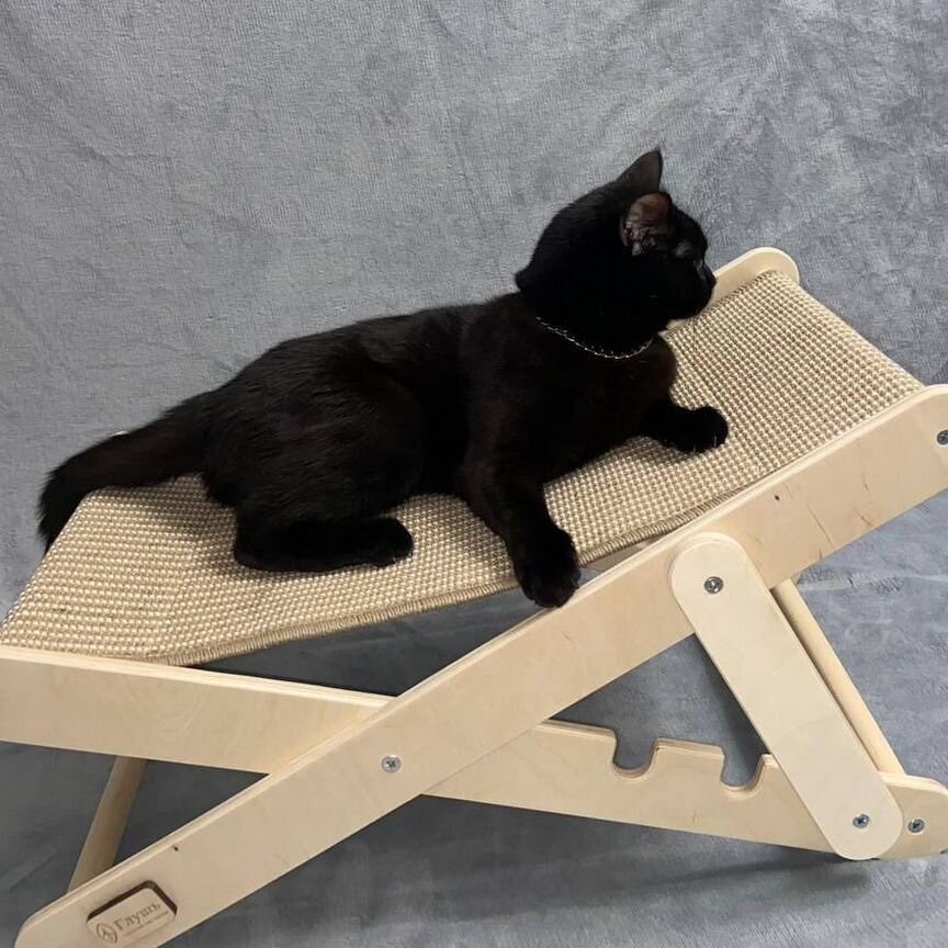 Лежанка - когтеточка для кошек или собак