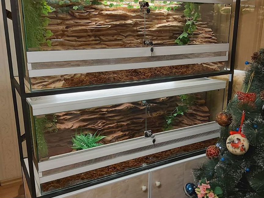 Террариумные стойки/стеллажи