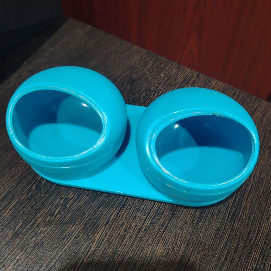 2 кормушки/поилки для домашних питомцев