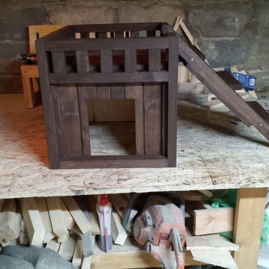 Собачьи будки для маленьких пород