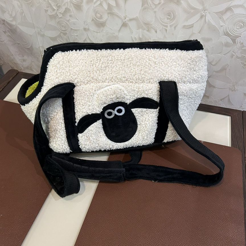 Сумка-переноска для маленькой собачки