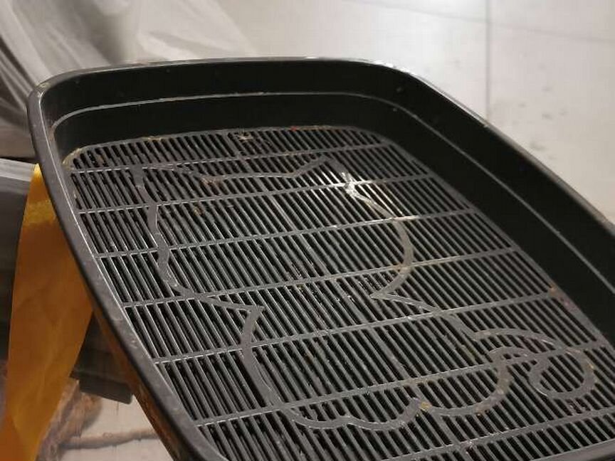 Кошачий лоток для киси и игрушки