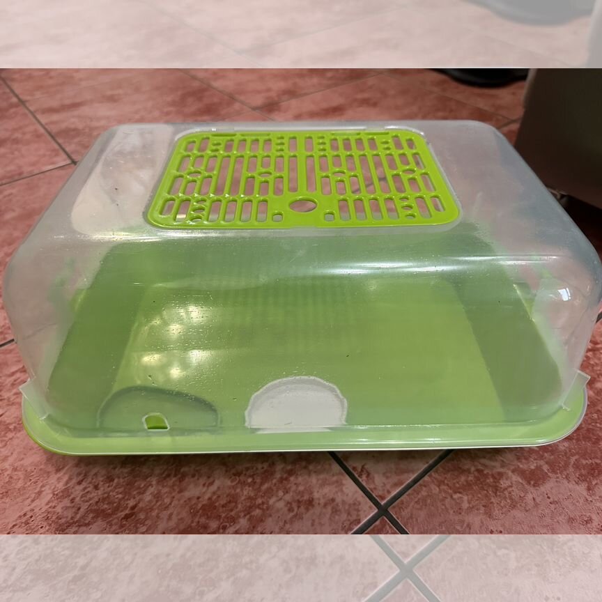 Террариум полупрозрачный с пластикой дверкой