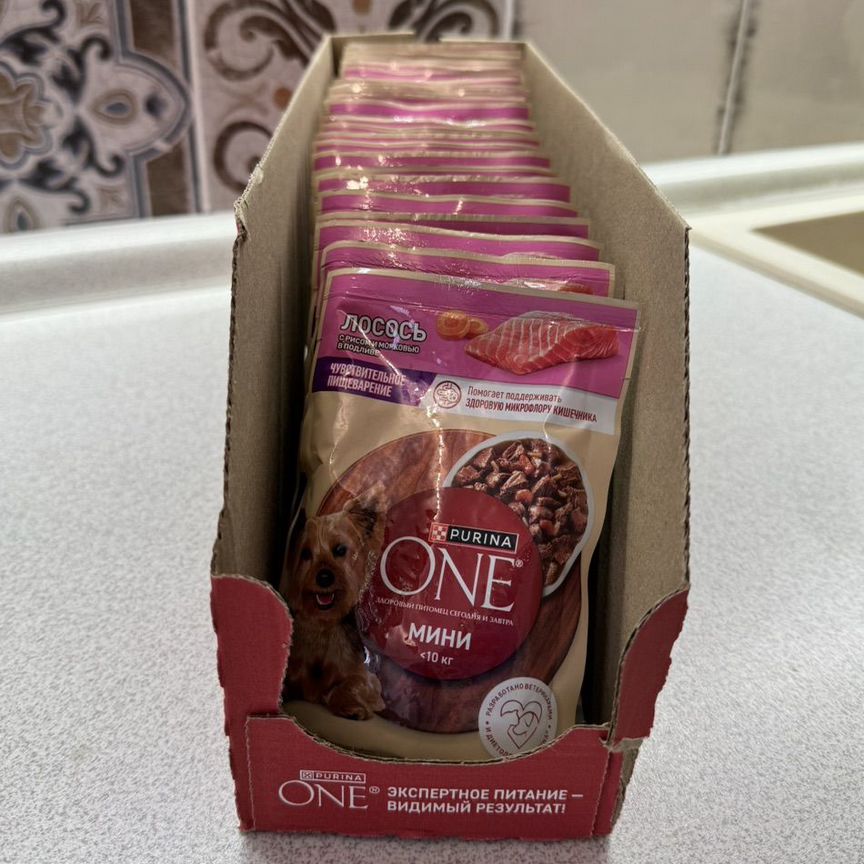 Влажный корм Purina ONE мини с лососем