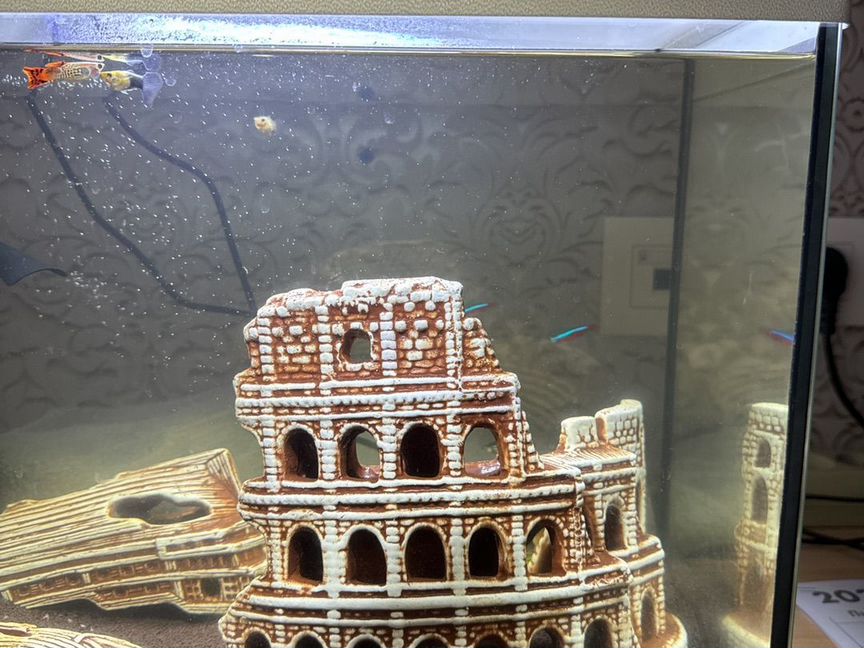 Украшения для аквариума