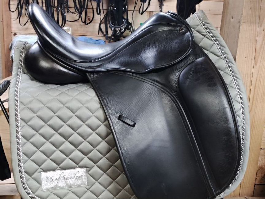 Седло County Perfection CC 17M