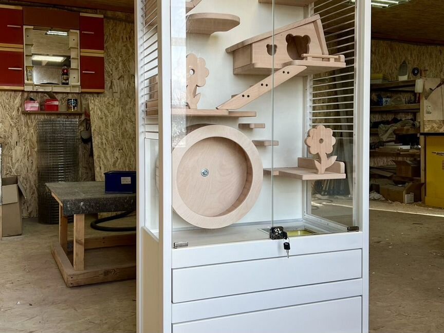 Витрина для шиншилл