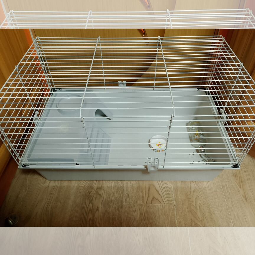 Продается клетка для грызунов Ferplast