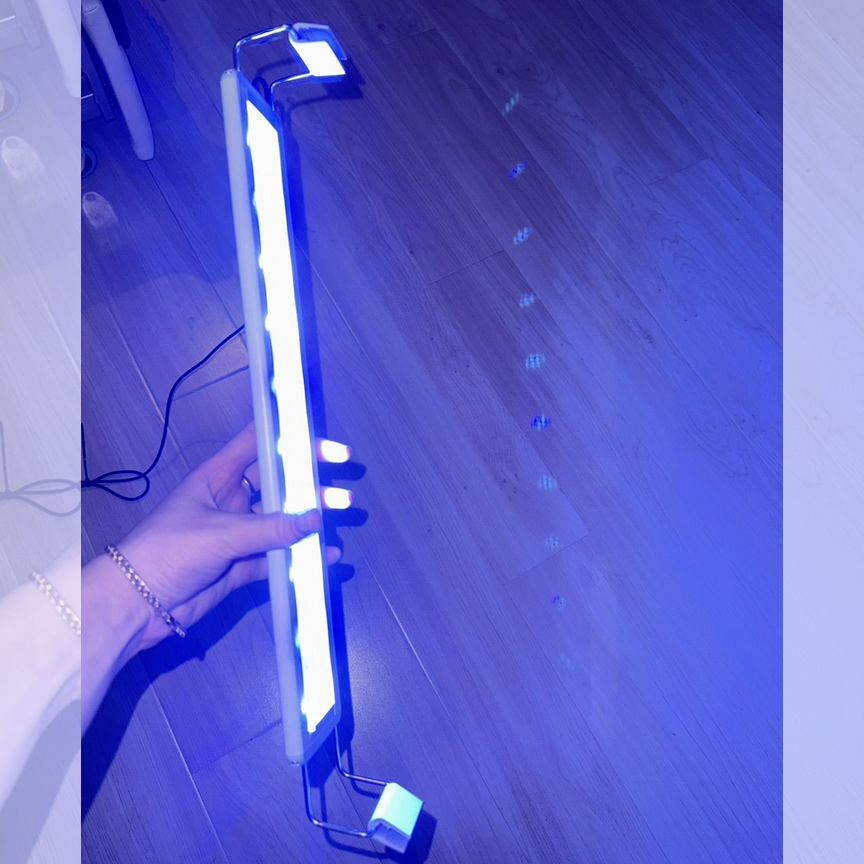 Лампа и компрессор для аквариума