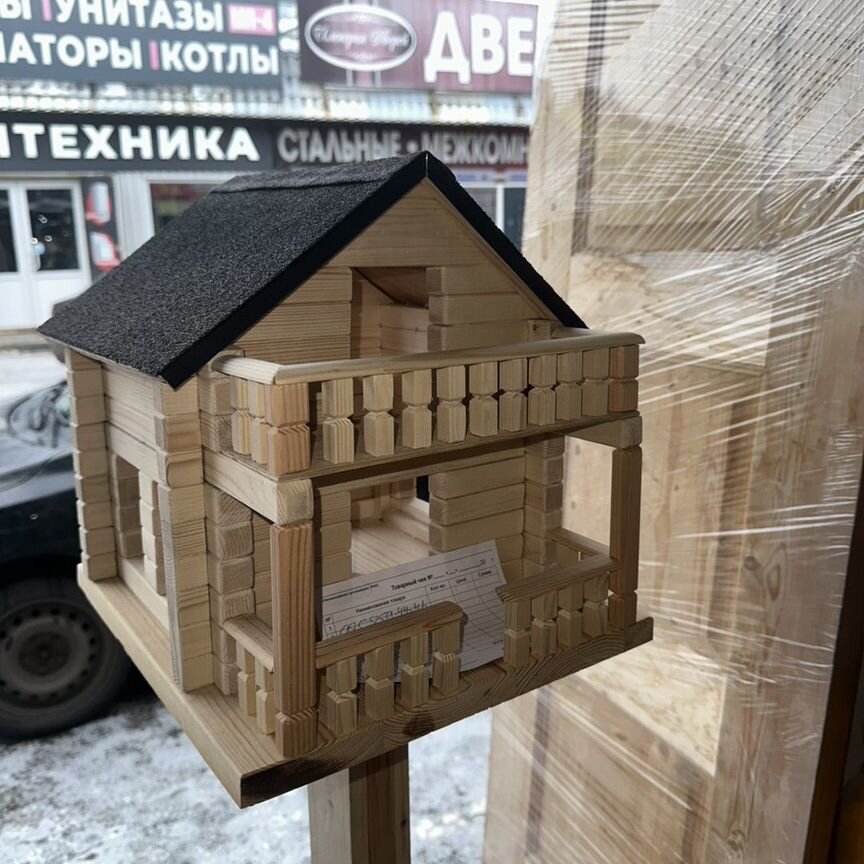 Кормушка для птиц
