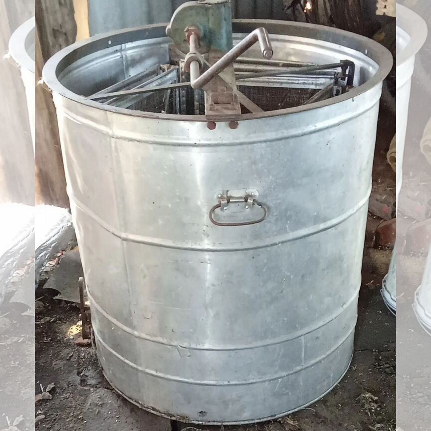 Медогонка 4 рамочная