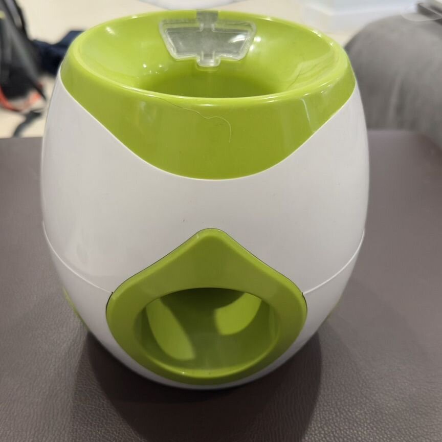 HiPet Игрушка для собак Fetch and Treat