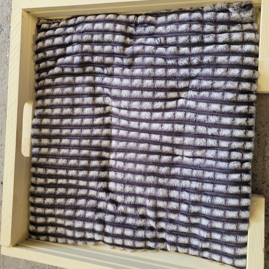 Лежанка для кошечки или собачки