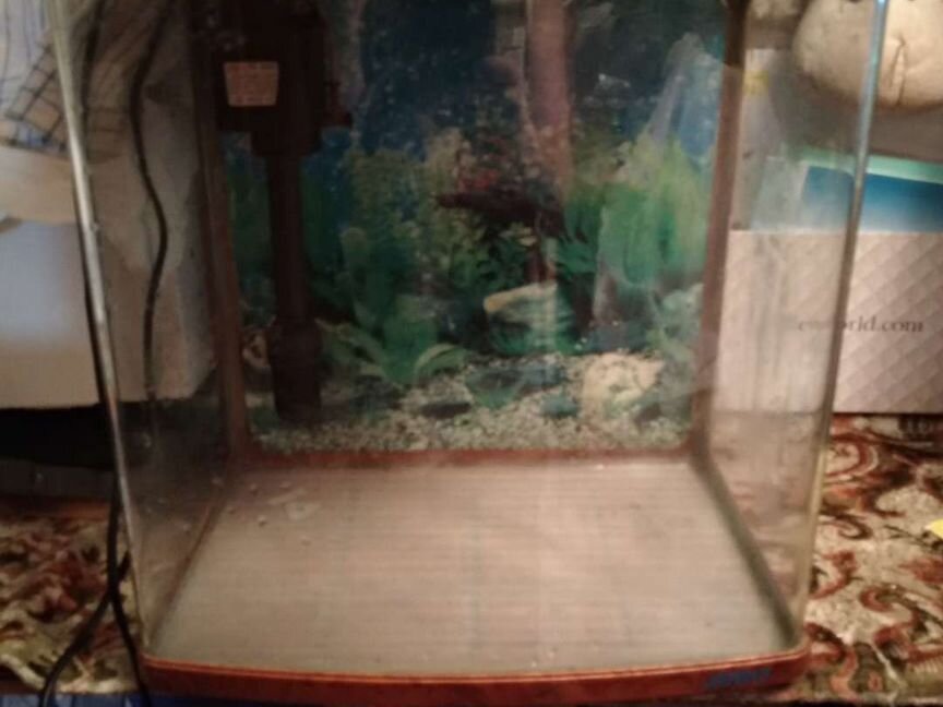 Аквариум б.у на 35л