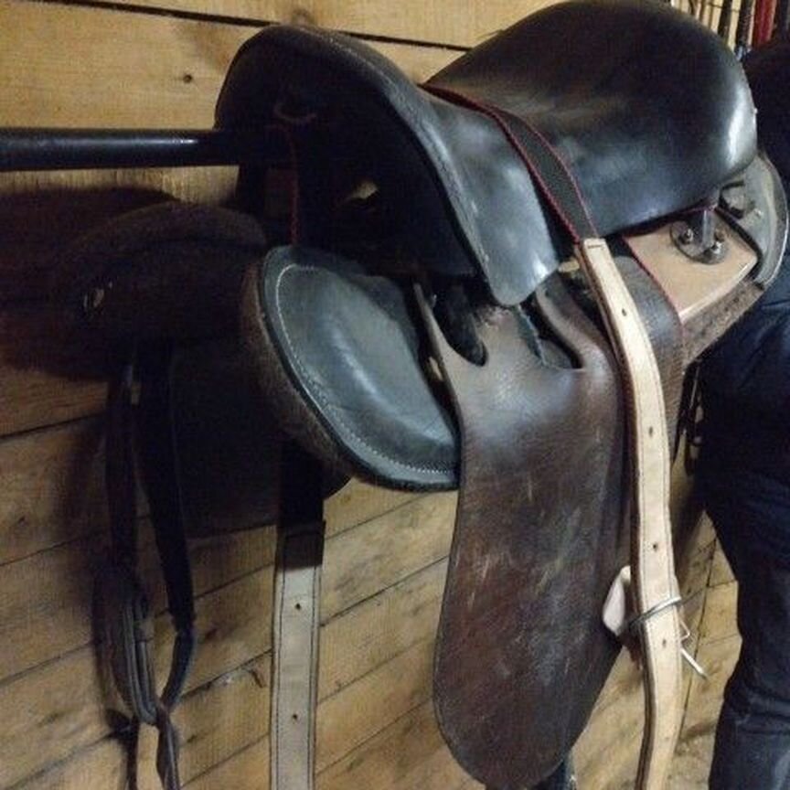 Седло для лошади