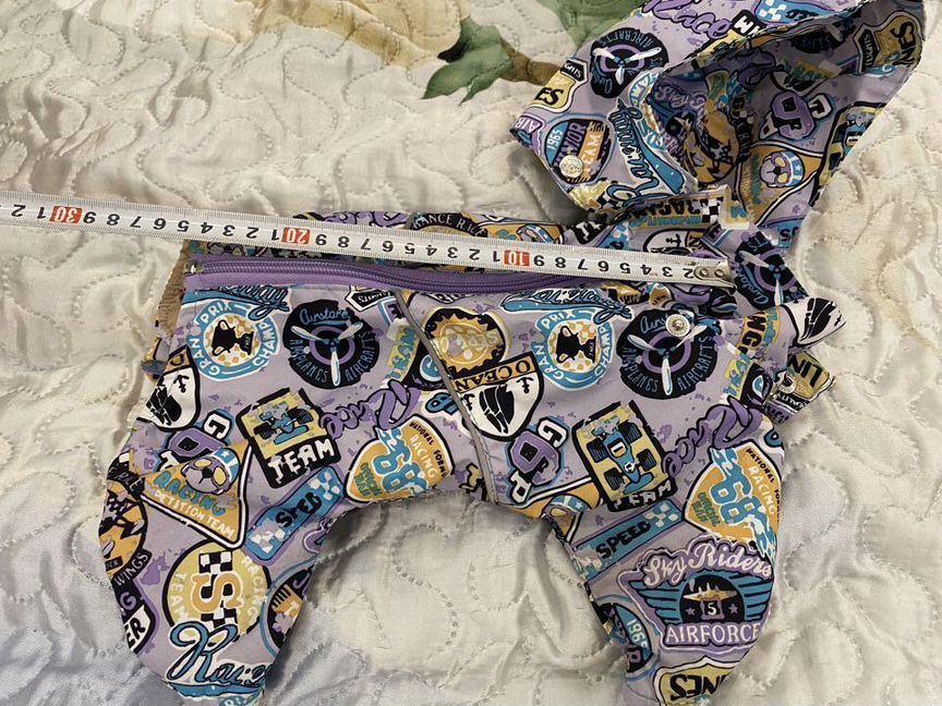 Комбинезон и джемпер для маленькой собаки