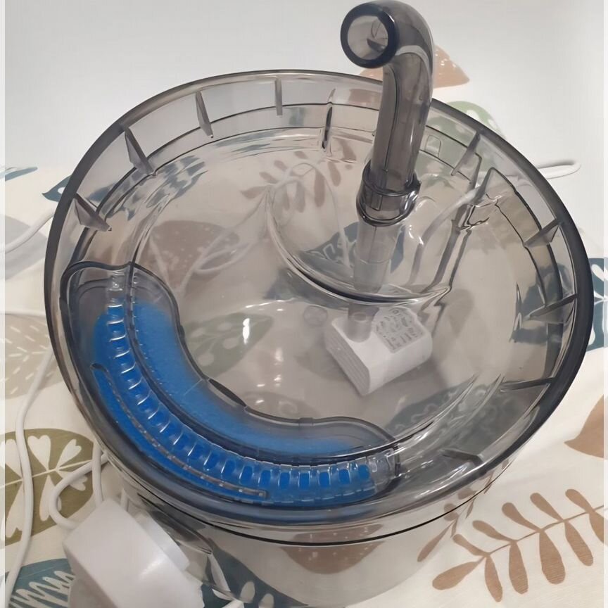 Поильник автоматический для кошек и собак