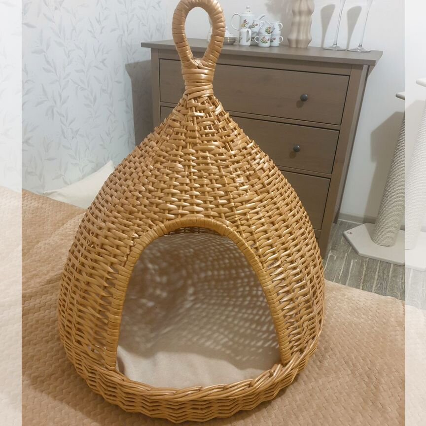 Домик лежанка для собак и кошек