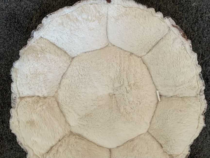 Лежак для собак или кошки