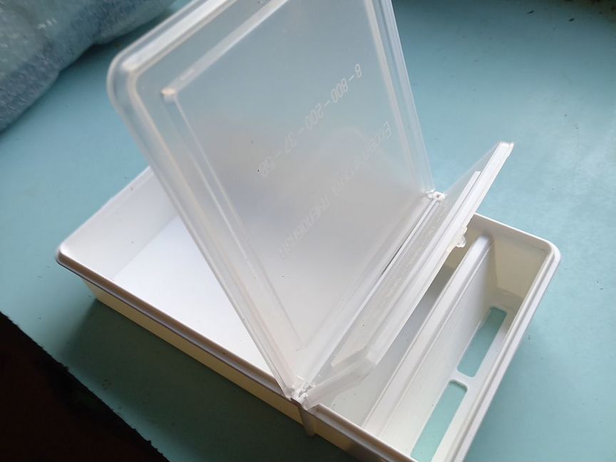 Кормушка для пчел