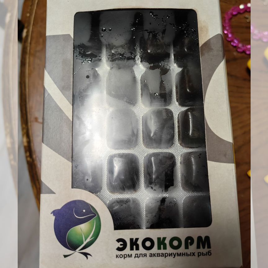 Мотыль замороженный средний