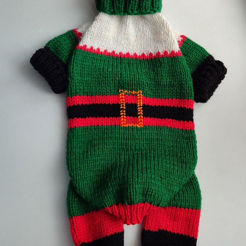 Вязанный комбинезон для собачки