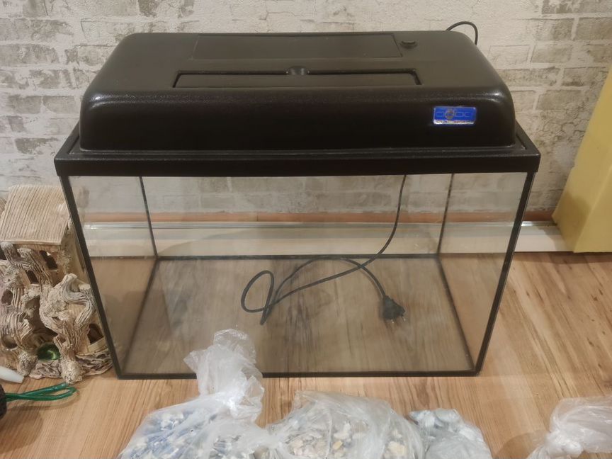 Аквариум,фильтр, обогреватели