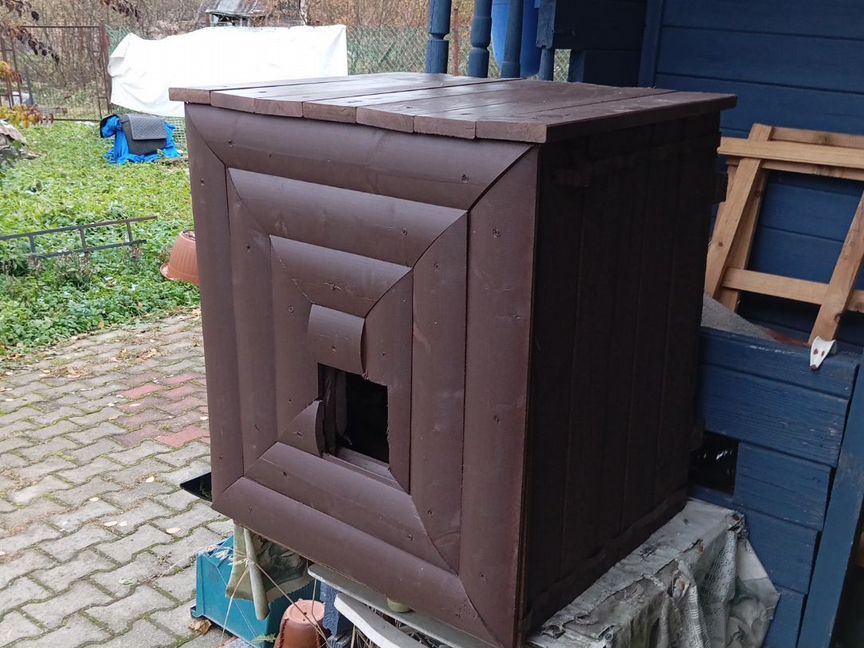 Кошкин дом уличный