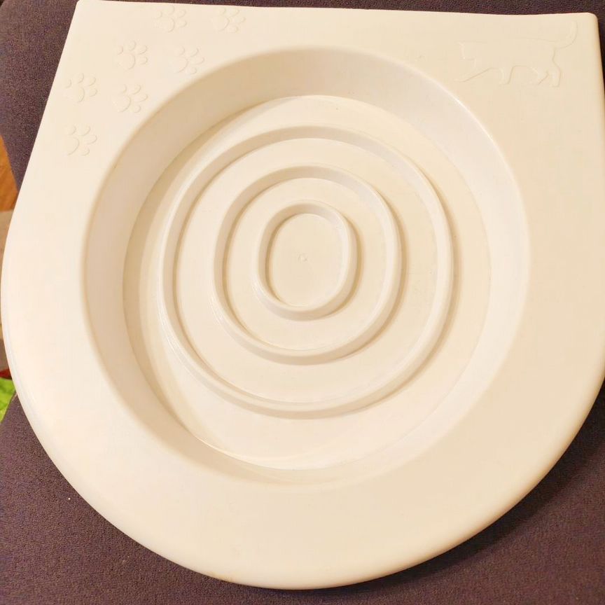 Для приучения кошки к унитазу