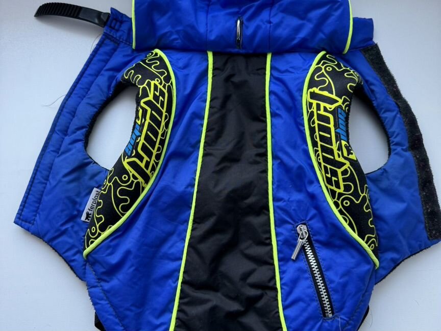 Куртка для маленькой собаки