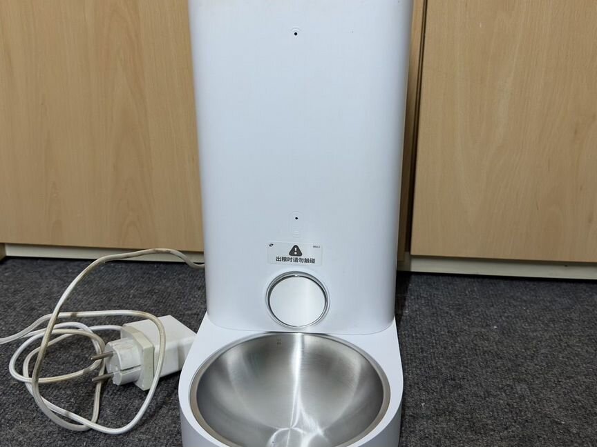 Автоматическая кормушка Fresh Element Mini