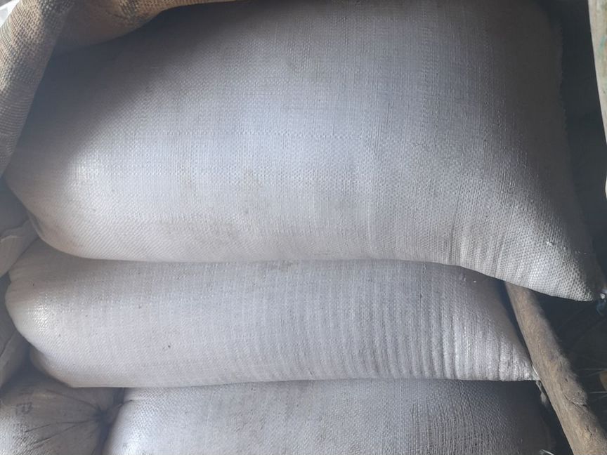 Зерно, 28 мешков,в наличие 1 тонны