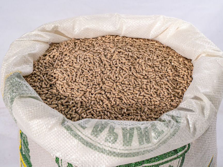 Корм для животных свиней и поросят